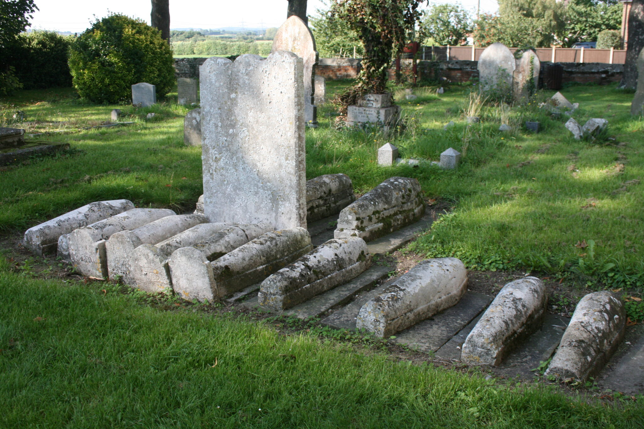 The Lozenges, The Chest Tomb, and The Hulk - Grave Stories